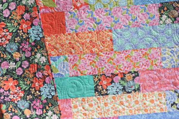 Rolled Up Quilt Pattern – Fat Quarter Friendly Throw Quilt PDF by ...